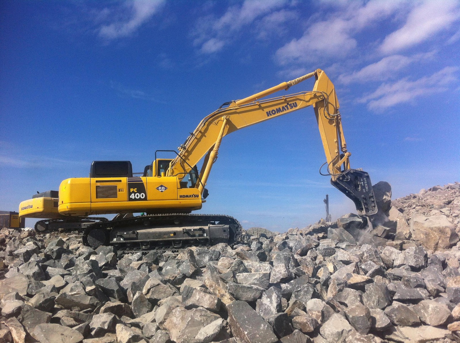 Excavator Breaking Hammer - River Heavy Industry (RHI)