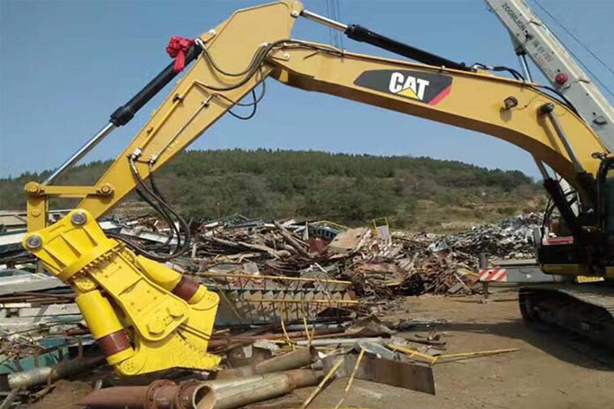 Benefits of Using Long Reach Boom - River Heavy Industry (RHI)