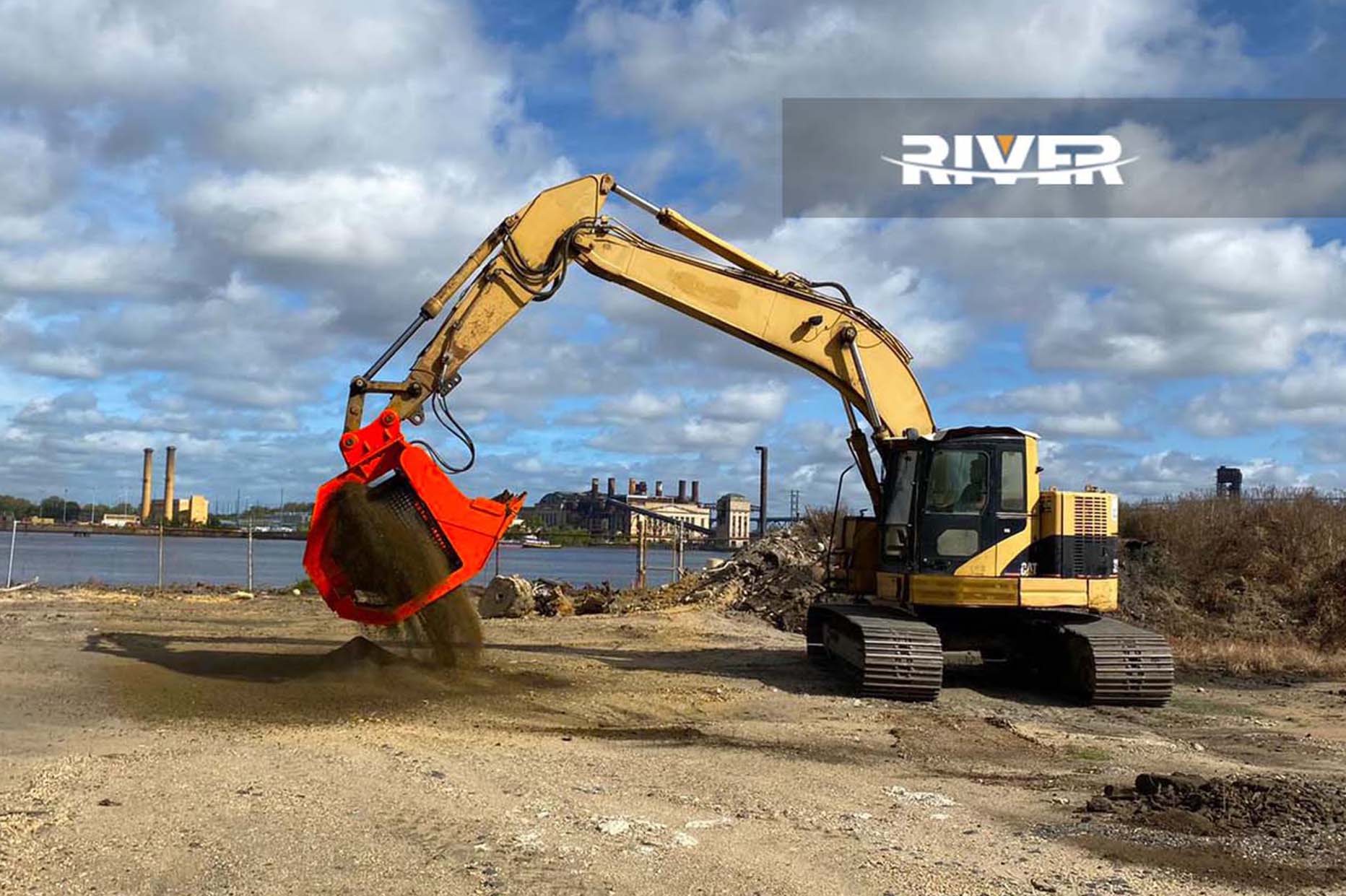 What does a excavator screening bucket do？ - River Heavy Industry (RHI)