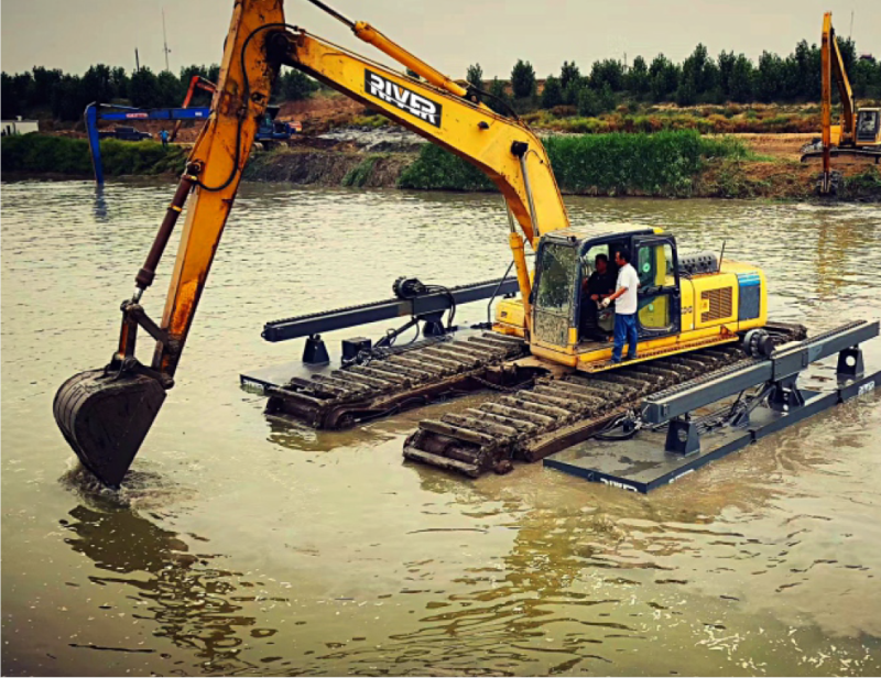 Choosing the Right Amphibious Undercarriage - River Heavy Industry (RHI)